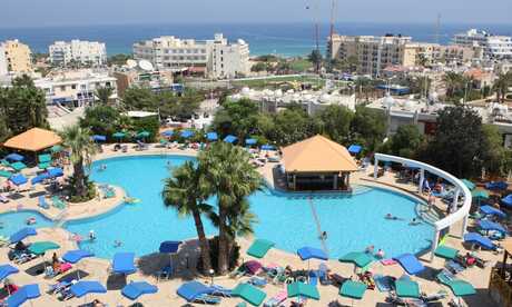 Where is hot in April | Perfect destinations for hot April holidays ...