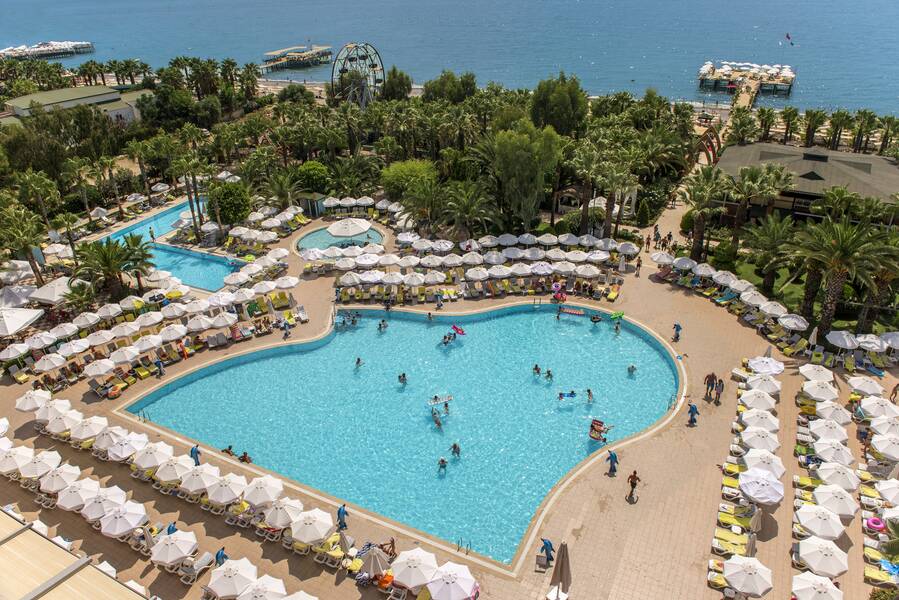 Delphin Deluxe - Alanya, Antalya | On the Beach