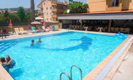 Cheap Package Holiday Deals 2022 | Sunshine.co.uk