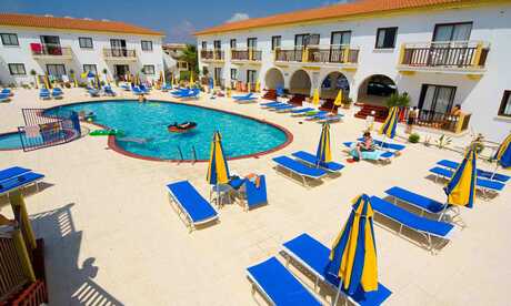 Where is hot in April | Perfect destinations for hot April holidays ...