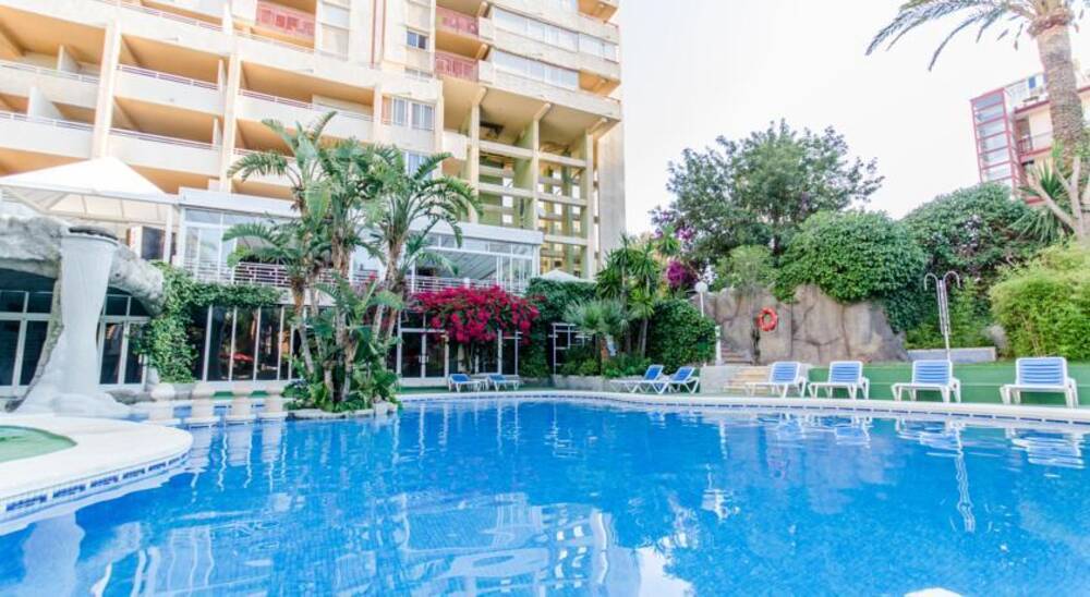 El Faro - Benidorm, Costa Blanca | On the Beach