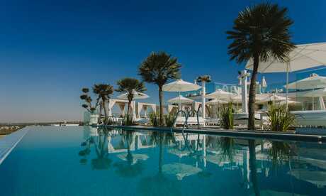 Where is hot in April | Perfect destinations for hot April holidays ...