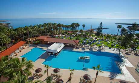 Where is hot in April | Perfect destinations for hot April holidays ...