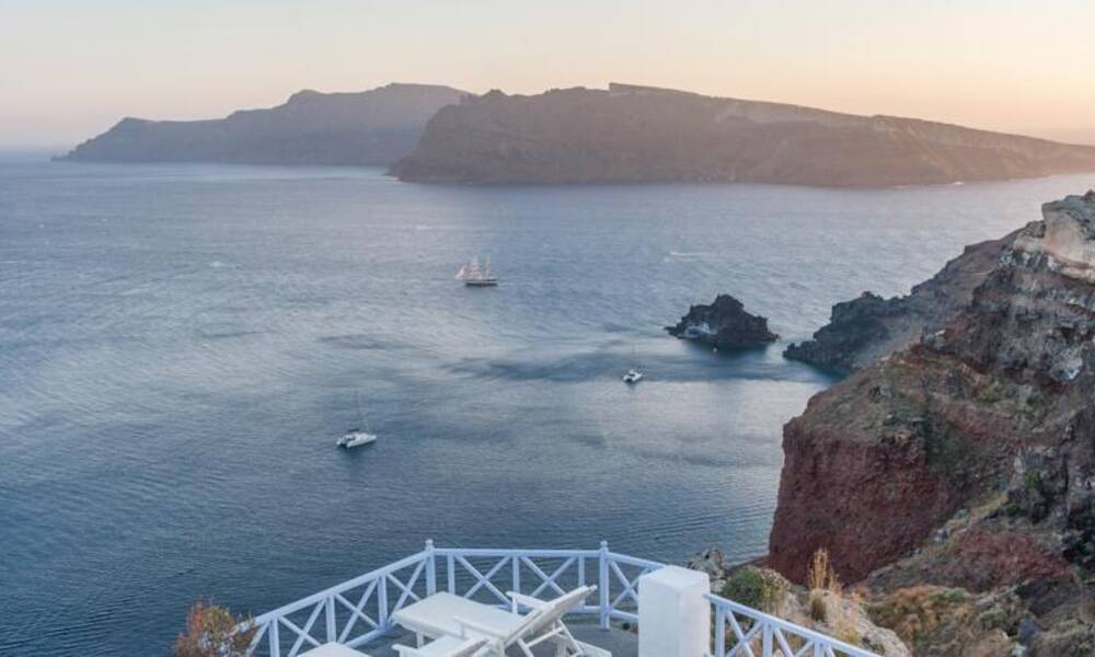 Armeni Village - Oia, Santorini | On the Beach