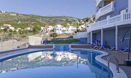 Cheap Package Holiday Deals 2022 | Sunshine.co.uk