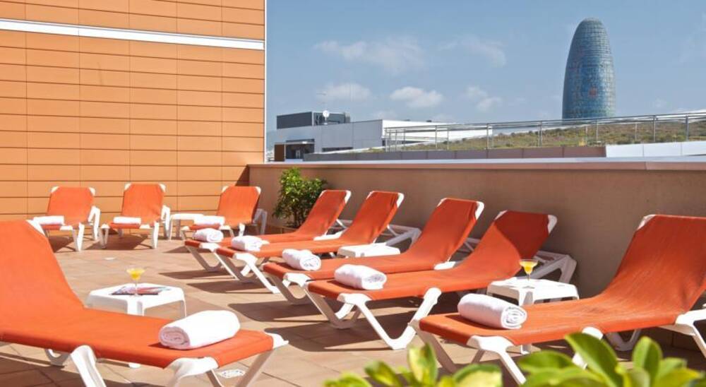 Capri by Fraser Barcelona - Barcelona, Barcelona | On the Beach