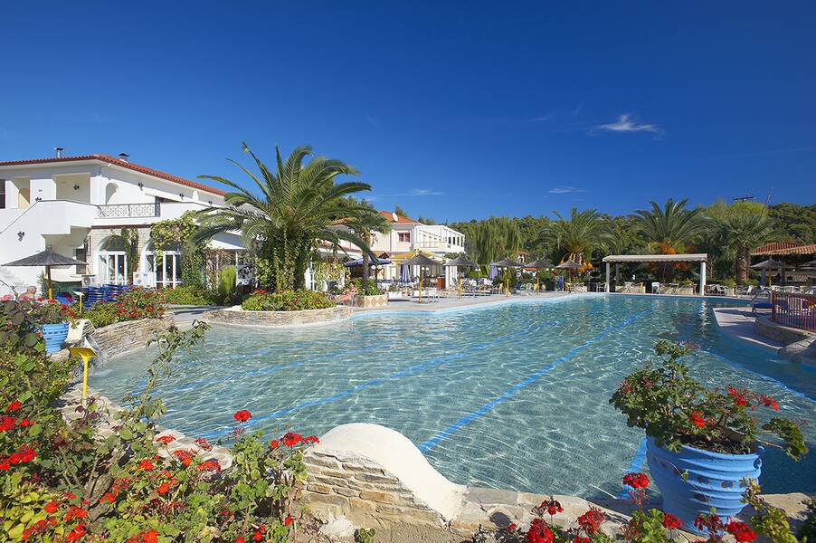 Chrousso Village - Paliouri, Halkidiki | On the Beach