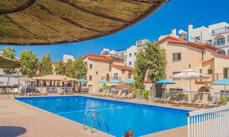 Where is hot in April | Perfect destinations for hot April holidays ...