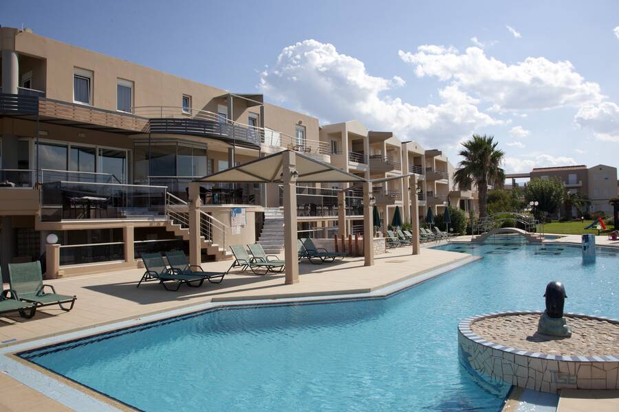 Maleme Mare - Maleme, Crete West | On the Beach