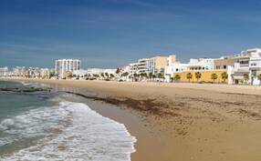 Cheap holidays to Spain - last minute & 2018 deals | On the Beach