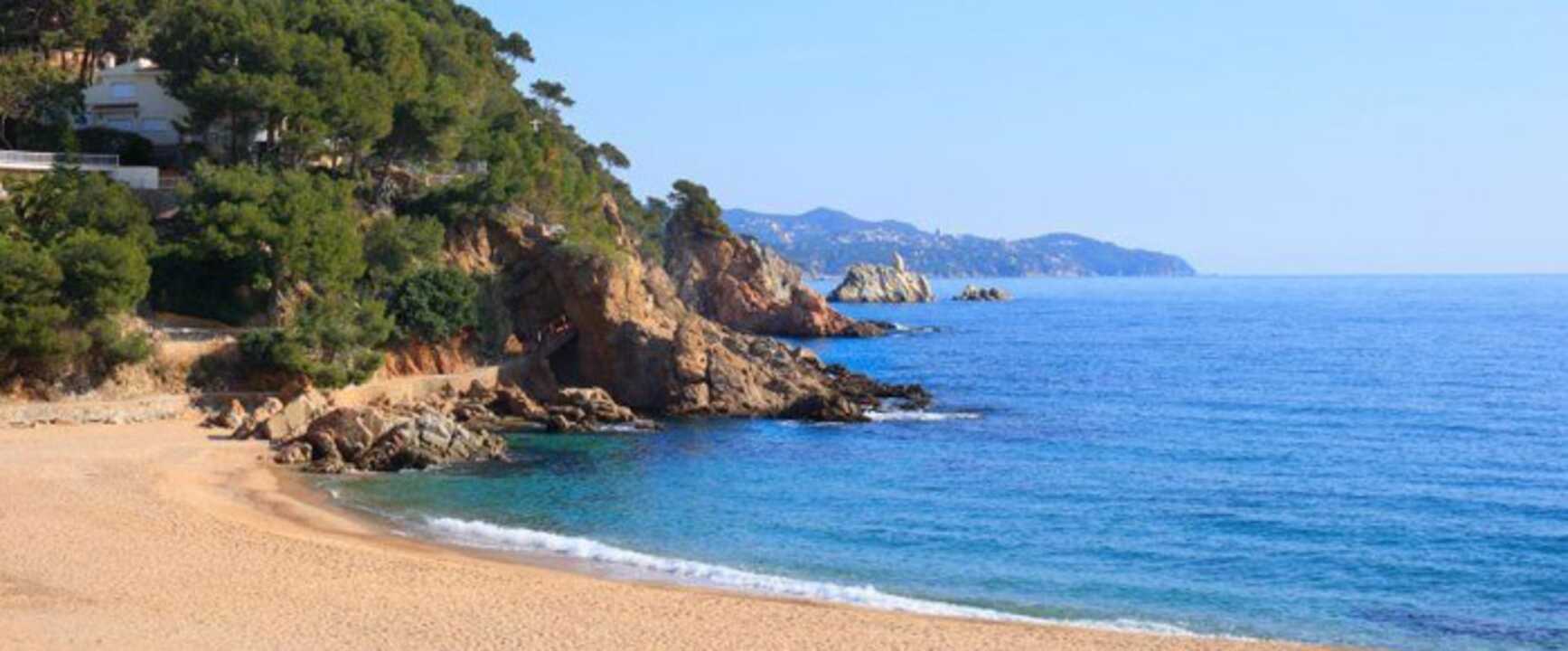 Cheap holidays to Santa Susanna | On the Beach